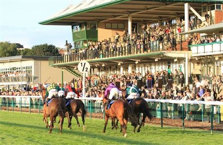 Coventry & Warwickshire First First Friday is off to the races at ...